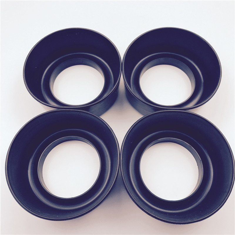 High Pressure Resistant Self Sealing Rubber Oil Packer For Oil Pipes